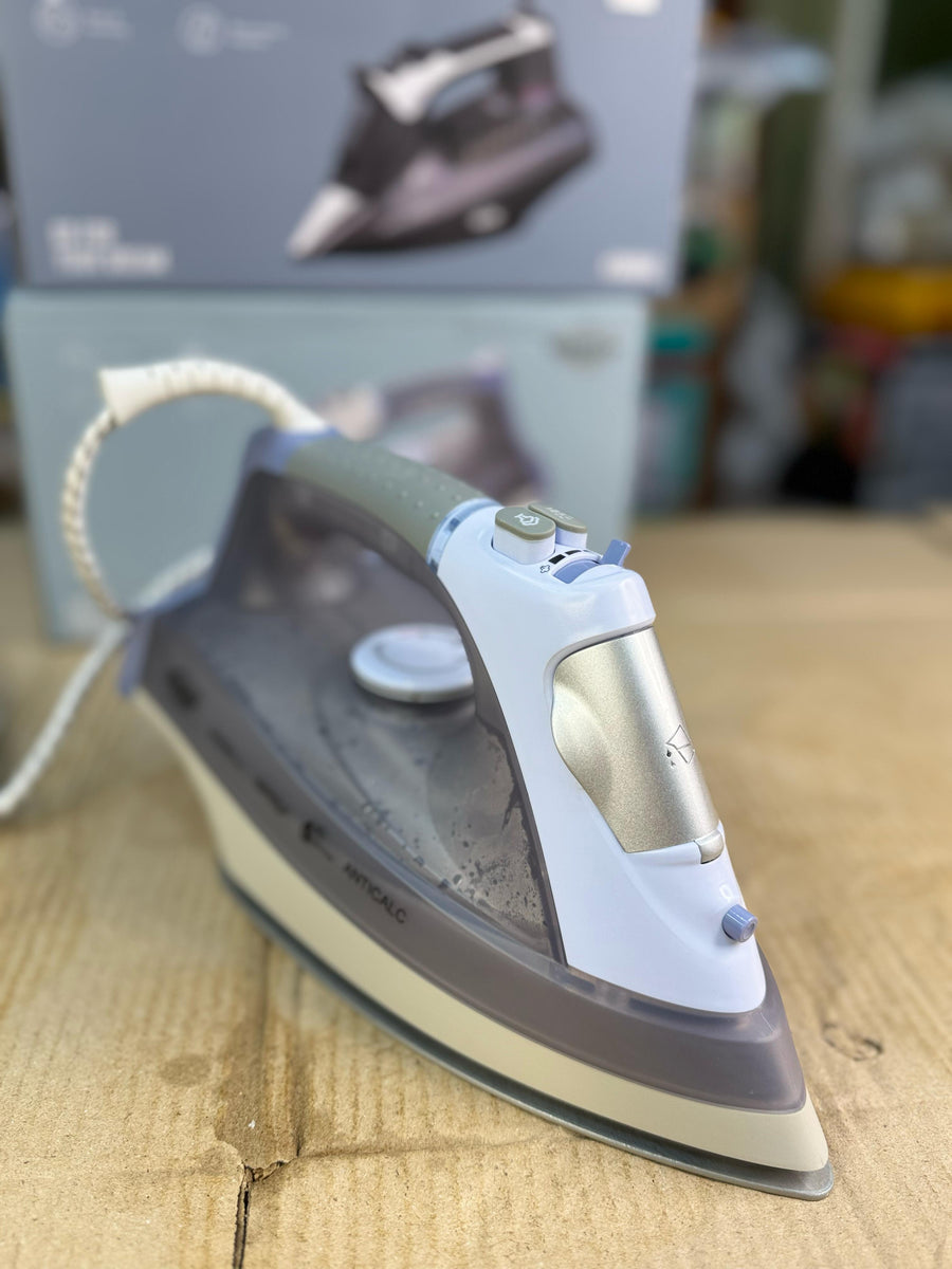 Uakeen Germany Steam Iron ZL-817 – Geepas